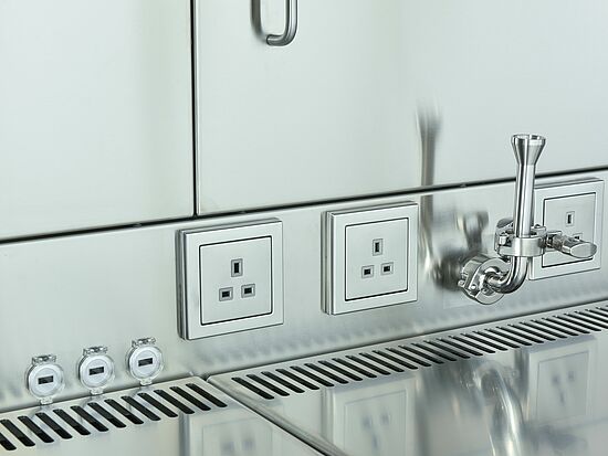 Aseptic Isolator: Ortner Group