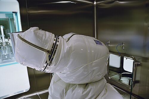 Automated Isolator Solutions & Robotics: Ortner Group