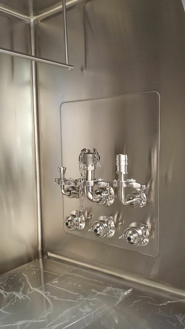 Containment Isolators: Ortner Group